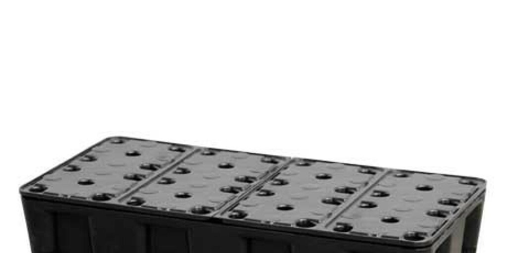 Bac LABO MODULAIRE PE 35 avec caillebotis PE